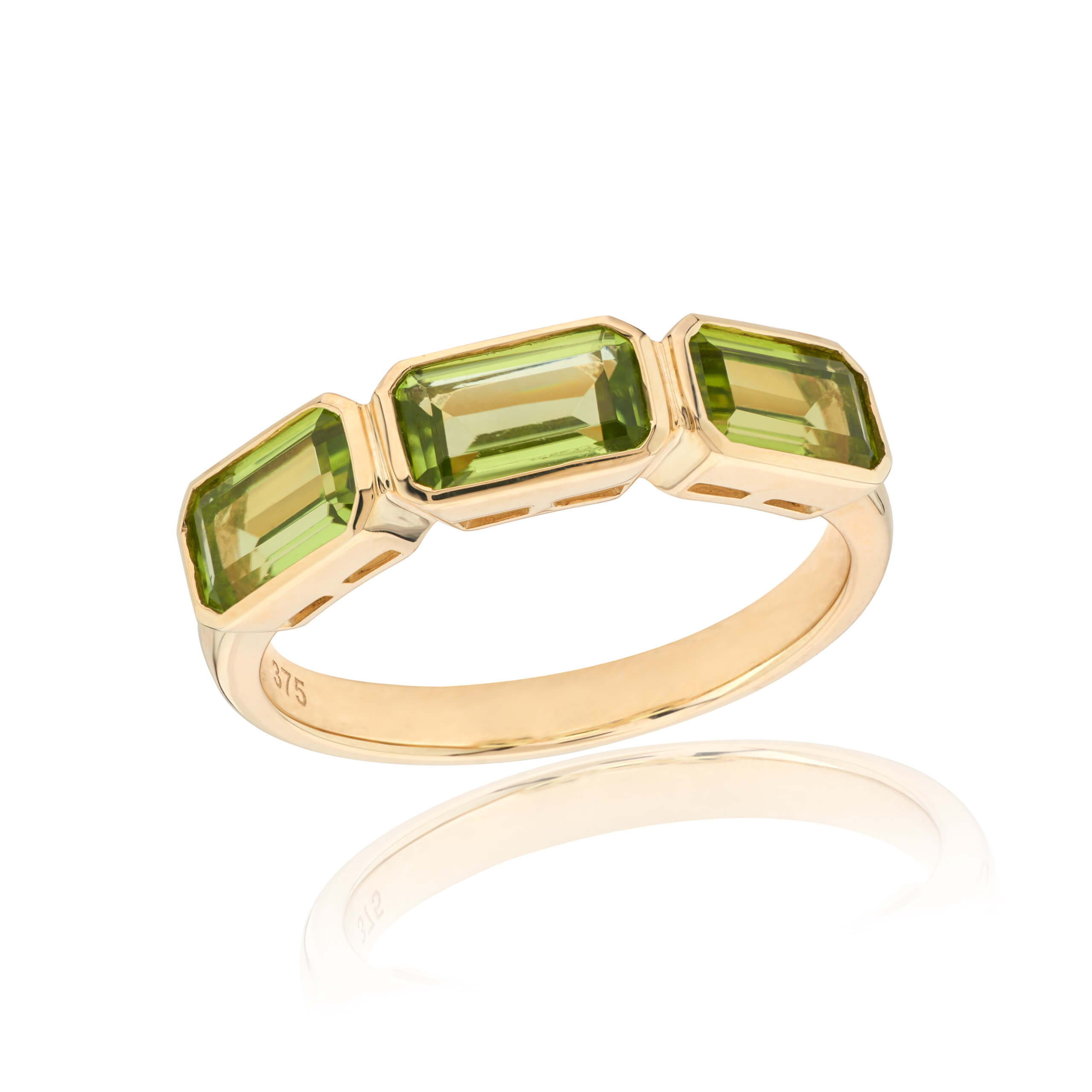 Peridot and Yellow Gold Ring | Jeweller in Harrogate, Yorkshire ...