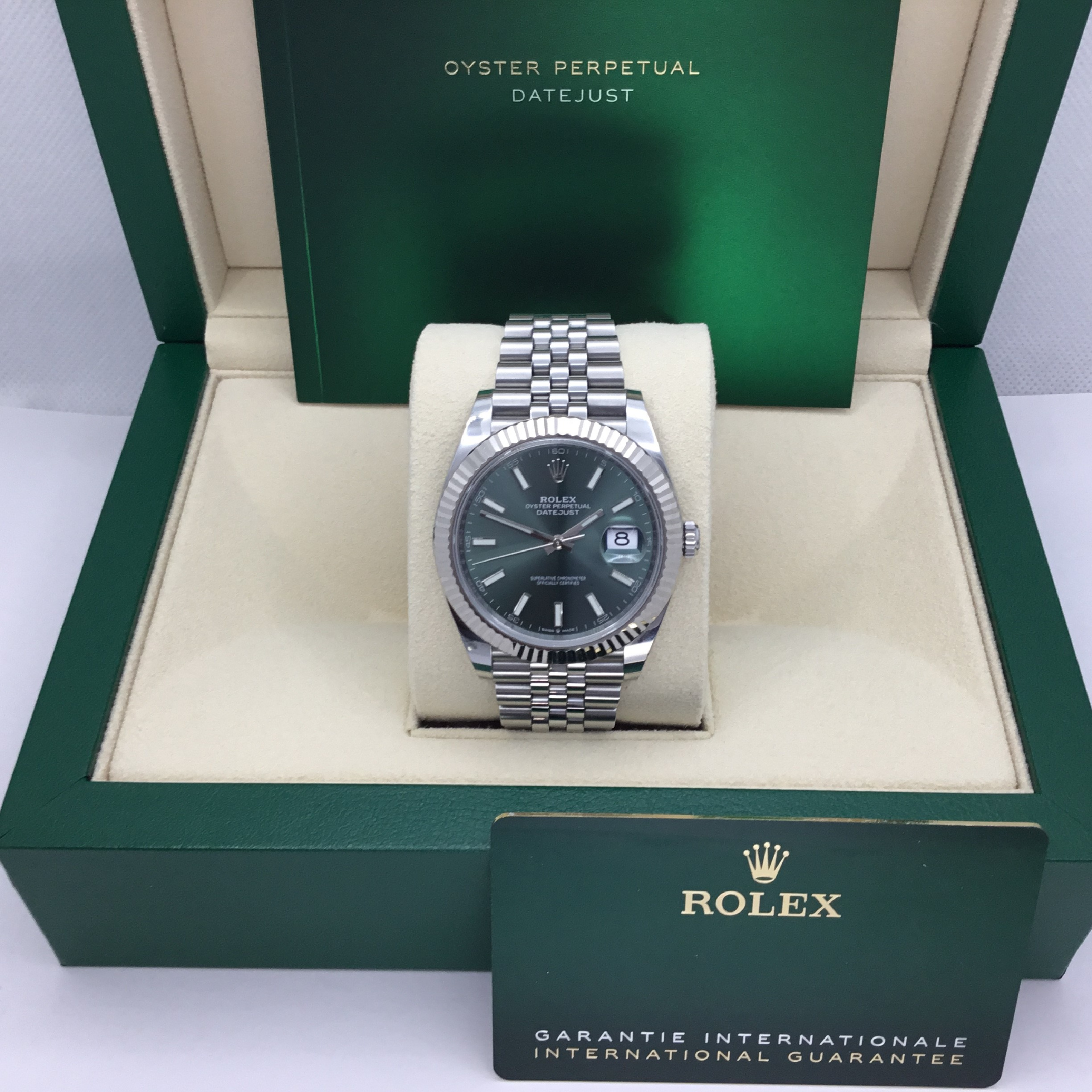 Pre-owned Rolex Oyster Perpetual Datejust 41 Watch | Jeweller in ...